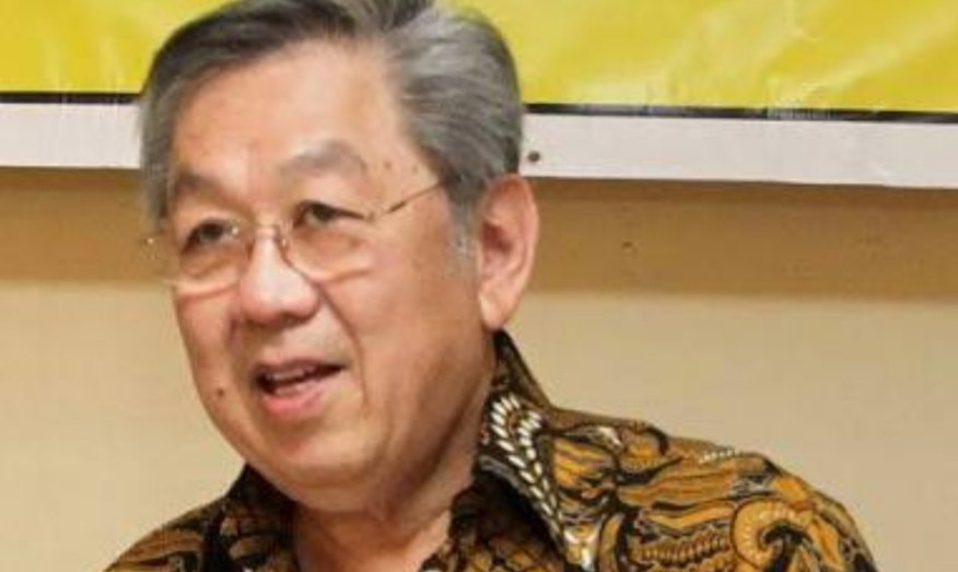 ESS, DIREKTUR ORTUS HOLDING, LTD LANGSUNG DI TAHAN KEJAKSAAN - Wagata ...