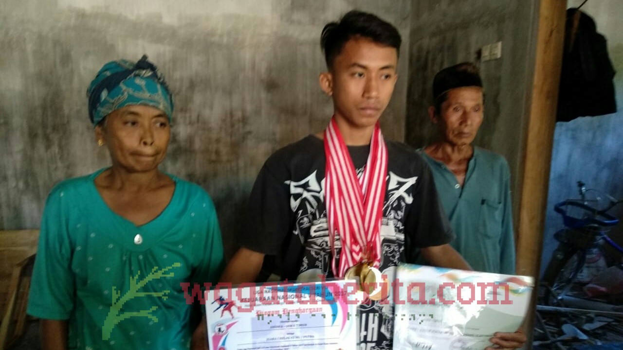 MESKI JUARA "MUAYTHAI" NASIONAL, ATLIT INI HIDUP MISKIN - Wagata Berita